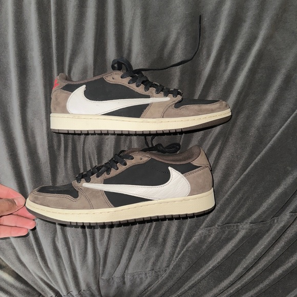 Travis Scott | Shoes | Travis Scott Dunks Low Mocha | Poshmark